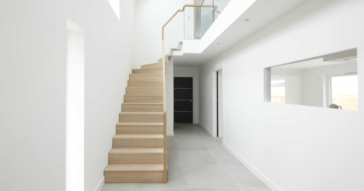 Black Isle | Semi-Cantilevered Contemporary Feature… | Angus+Mack